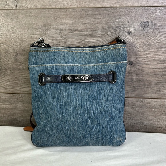 Coach | Bags | Coach 3876 Swagger Swingpack Crossbody Denim With Blue ...